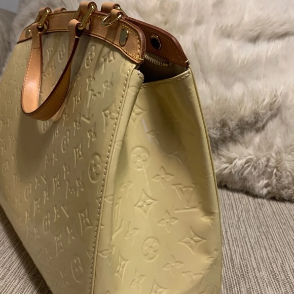 Louis Vuitton | Bags | Louis Vuitton Brea Monogram Vernis Mm Euc | Poshmark